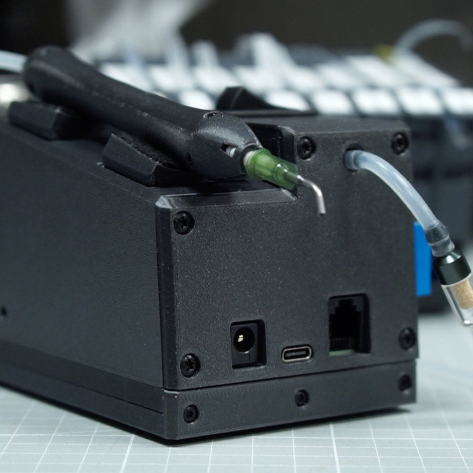 Pixel Pump – Pick-and-Place Machine for Manual SMT Assembly – Elektor